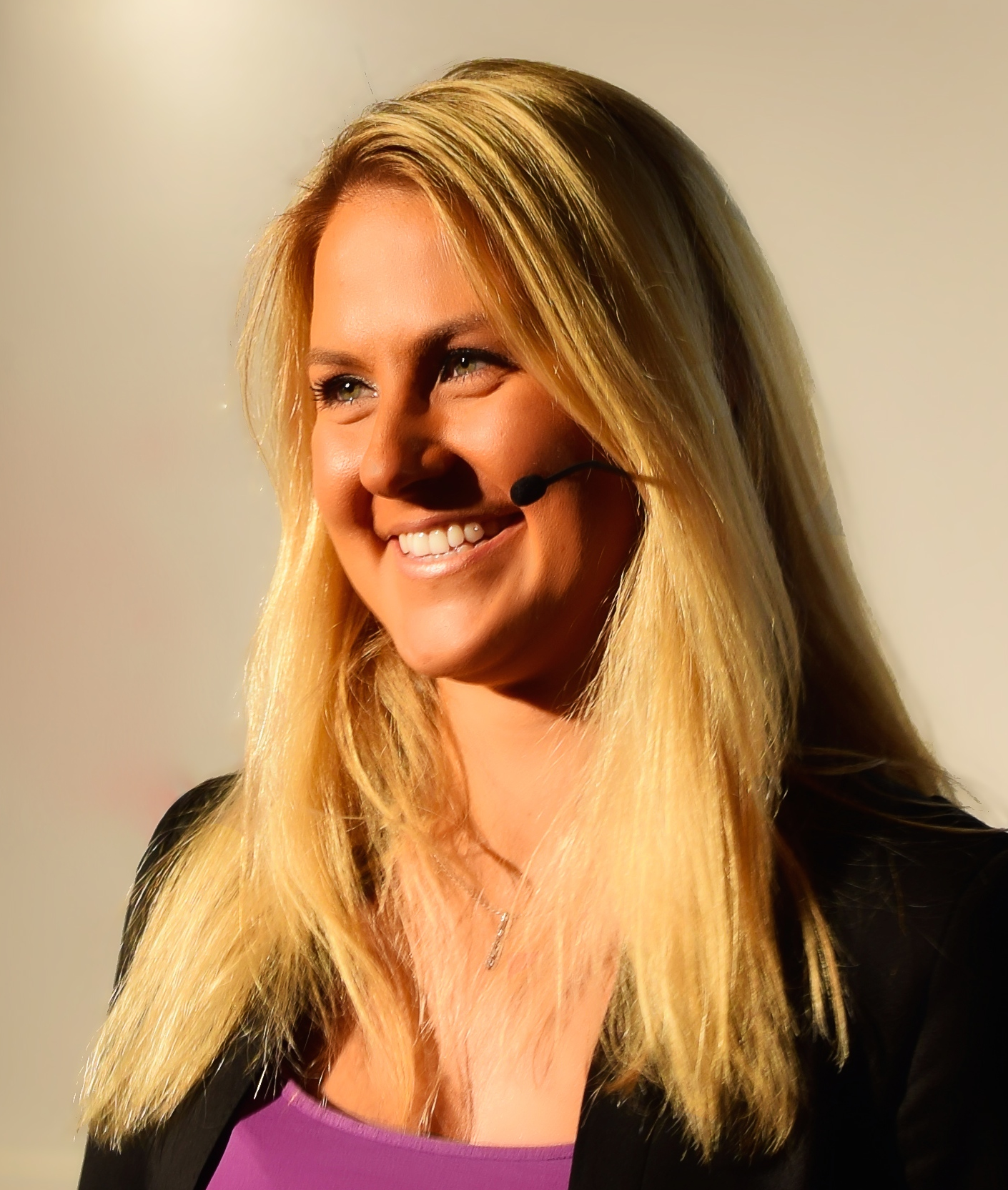 THERESE GEDDA - Inspiring Speaker